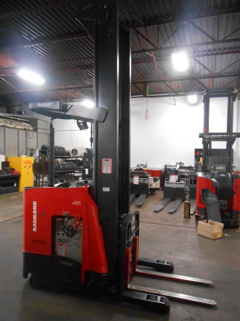 2009 Electric Raymond 7400-R45TT Electric Narrow Aisle Single Reach