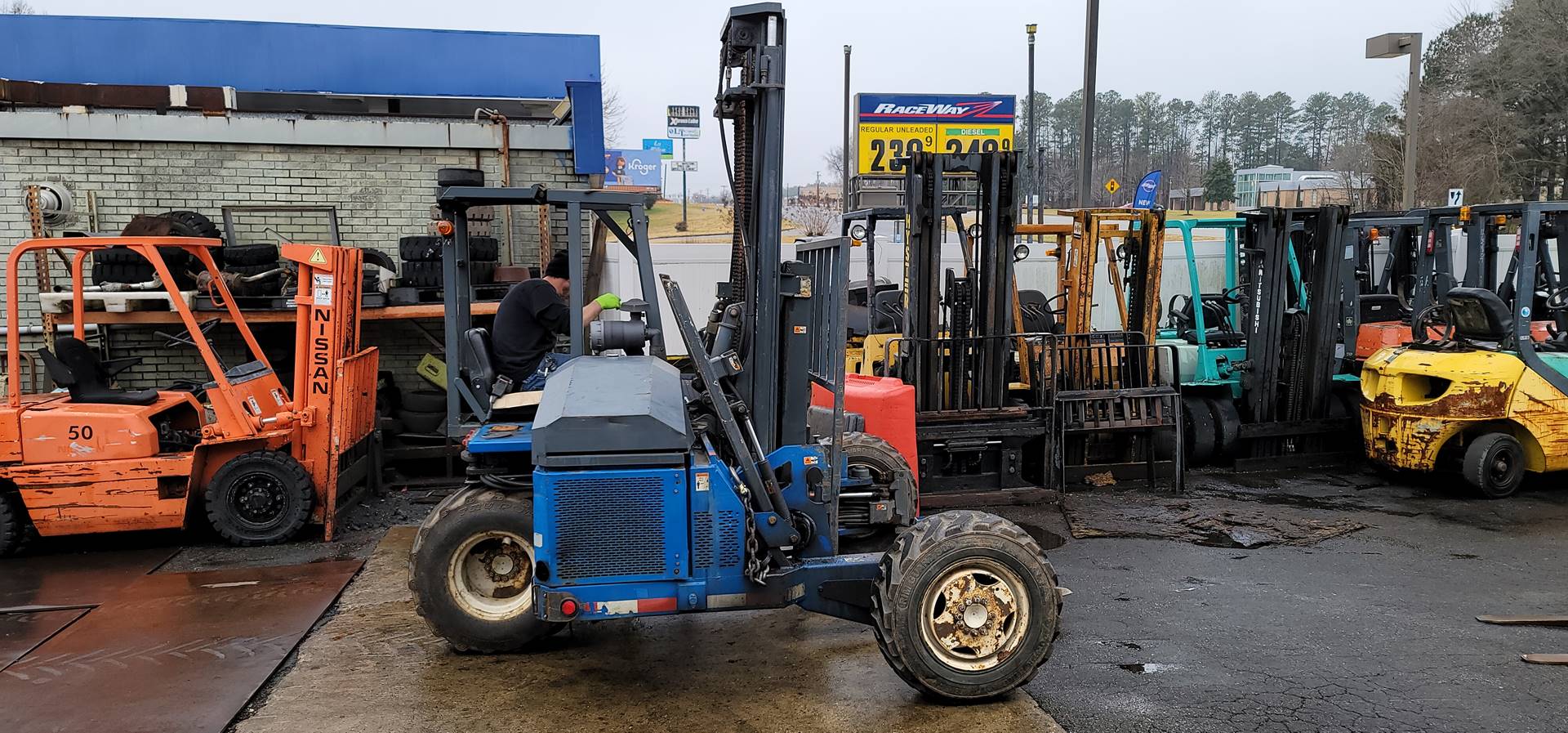 A wide selection of Princeton Forklifts with 6 in stock and available ...
