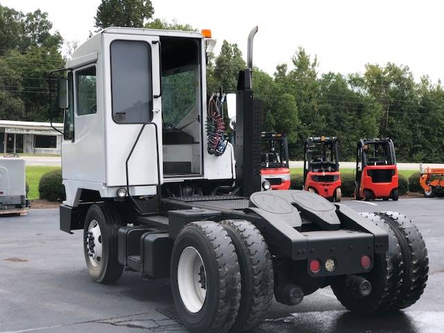 2015 Diesel Ottawa T2 Spotting Tractor
