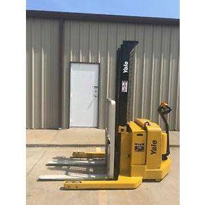 2004 Electric Yale Electric Walkie Straddle Stacker | Eliftruck