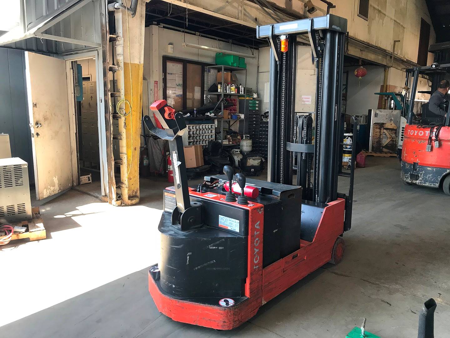 2005 Electric Toyota 6BWC20 Electric Walkie Counterbalanced Stacker