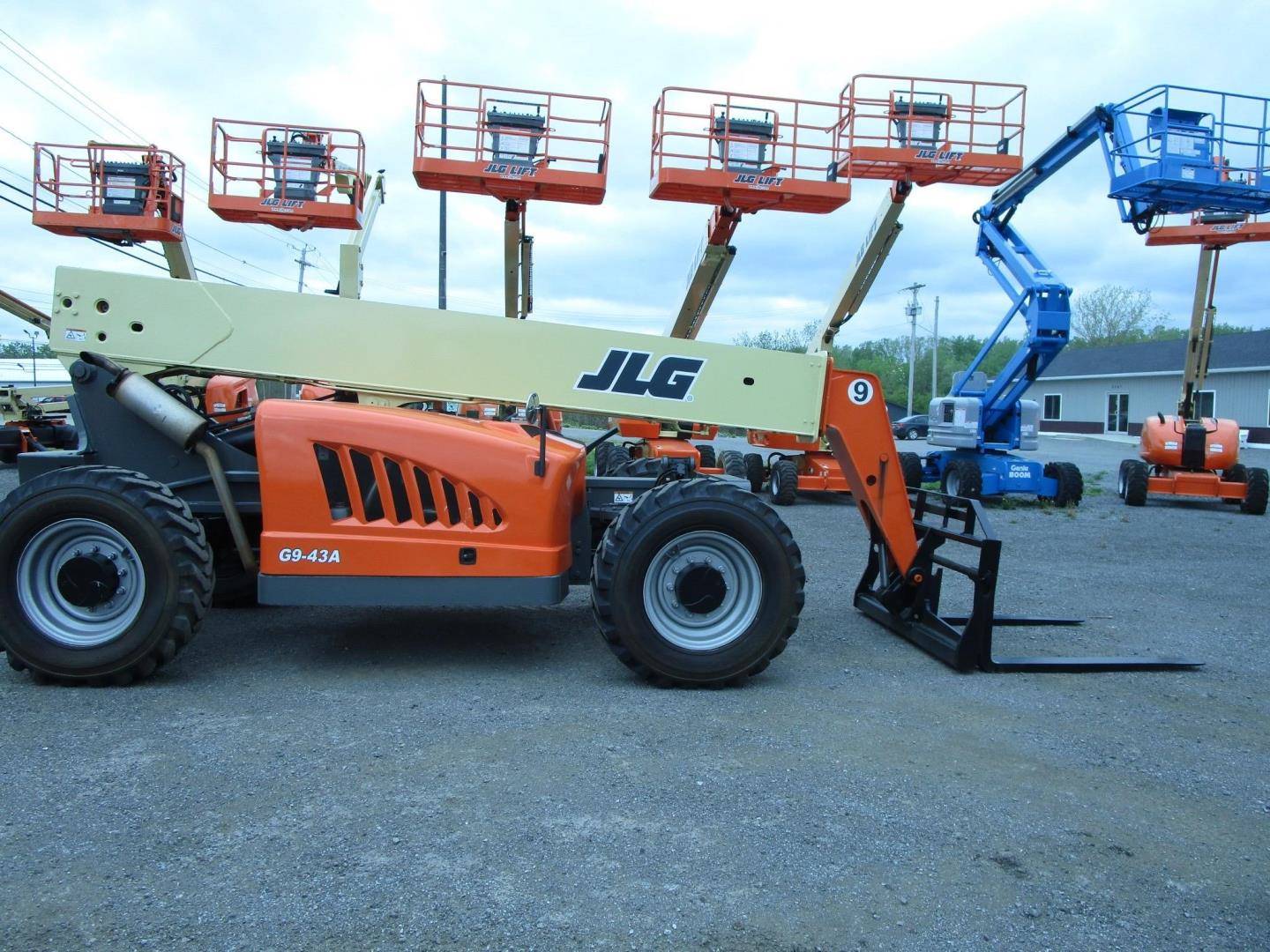 2011 Diesel JLG G9-43A Telehandlers (Telescopic Mast)