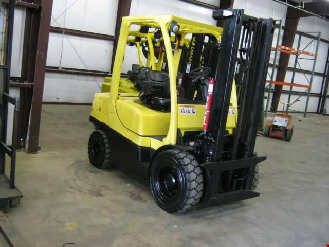 2008 Diesel Hyster h70 Pneumatic Tire 4 Wheel Sit Down