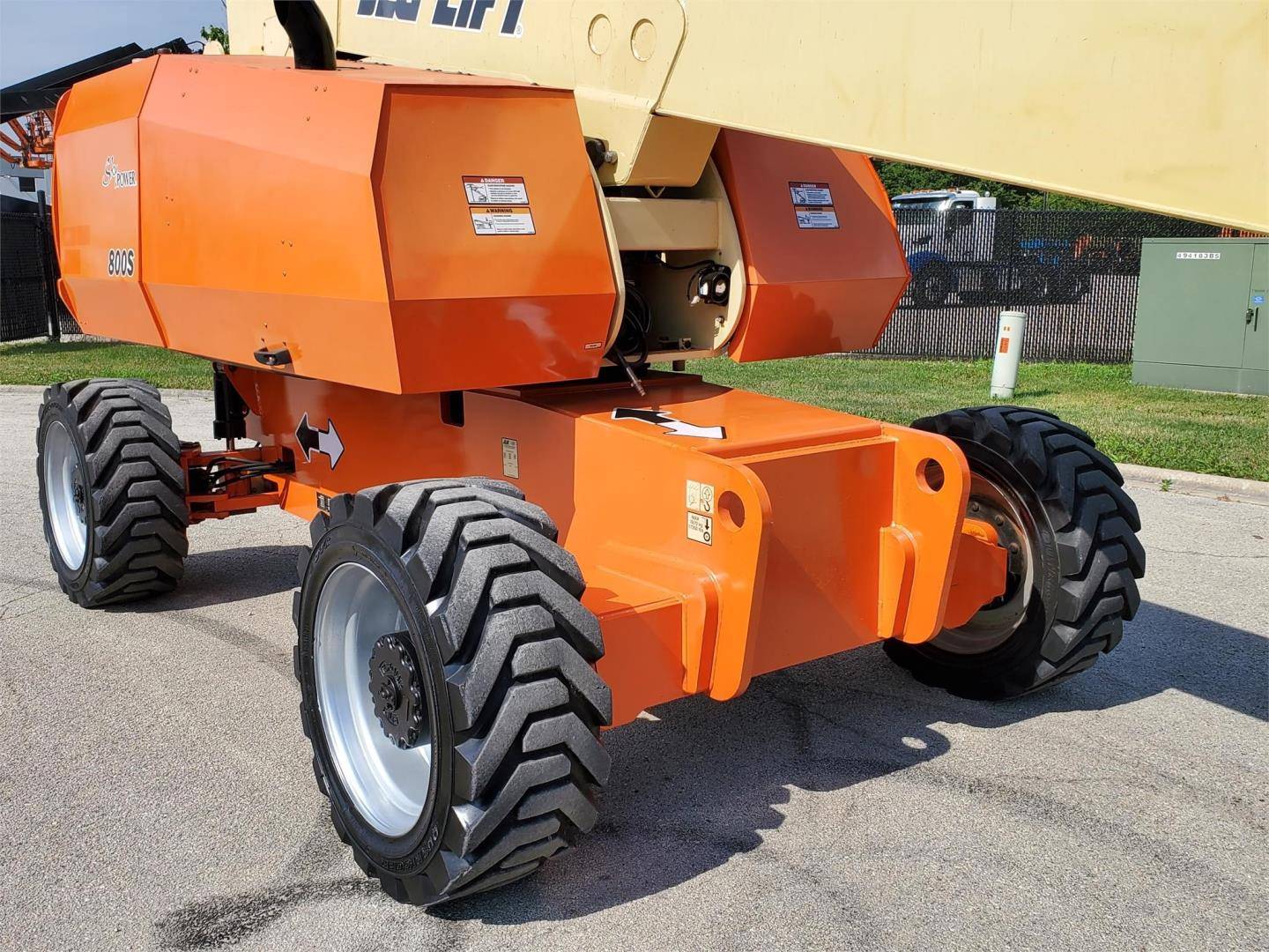 2011 Diesel JLG 800S Telescopic Boom
