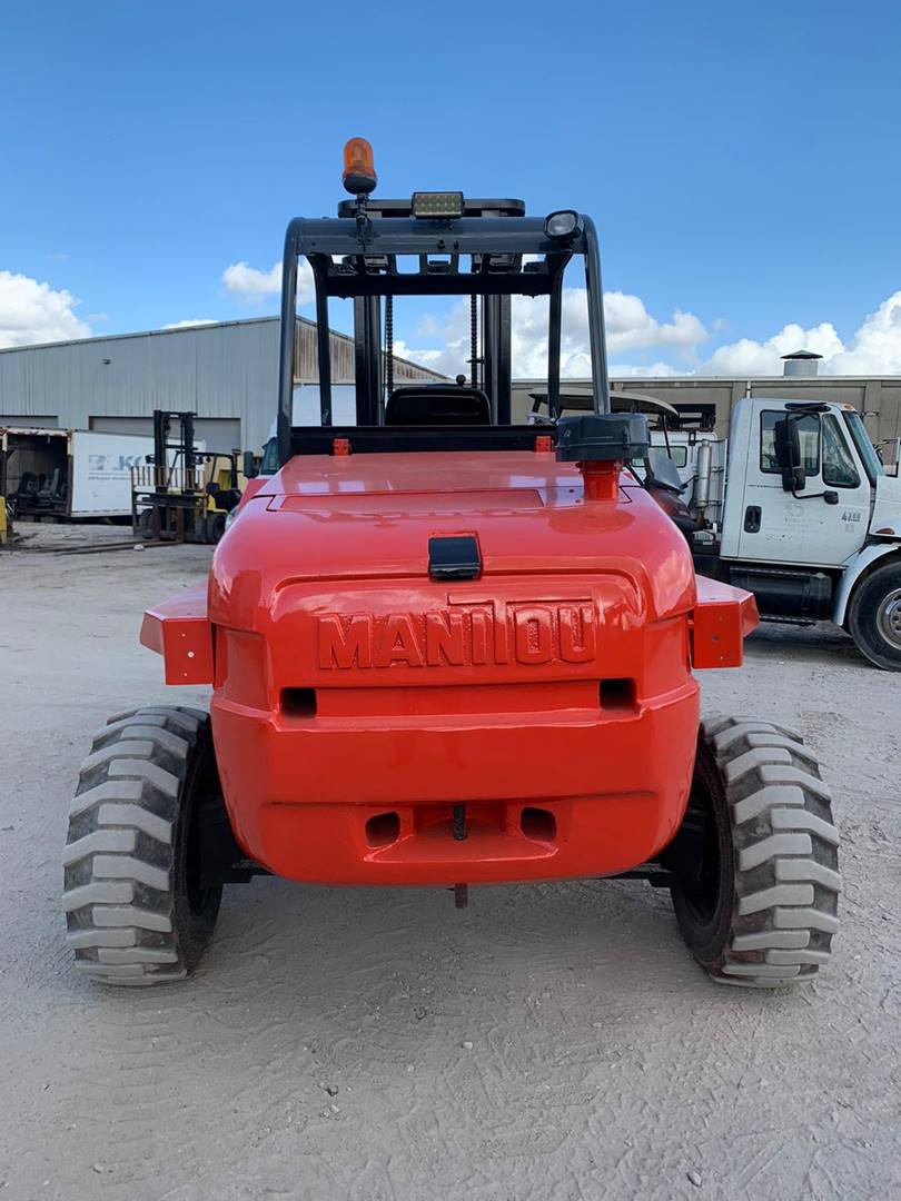 2011 Diesel Manitou M40-2T Rough Terrain (Vertical Mast)