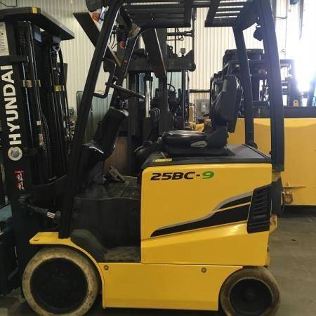 2014 Electric Hyundai 25BC-9 Electric 4 Wheel Sit Down