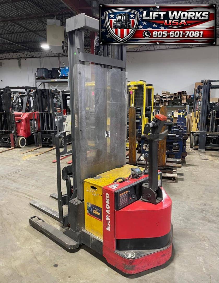 2015 Electric Raymond Electric Walkie Straddle Stacker | Eliftruck