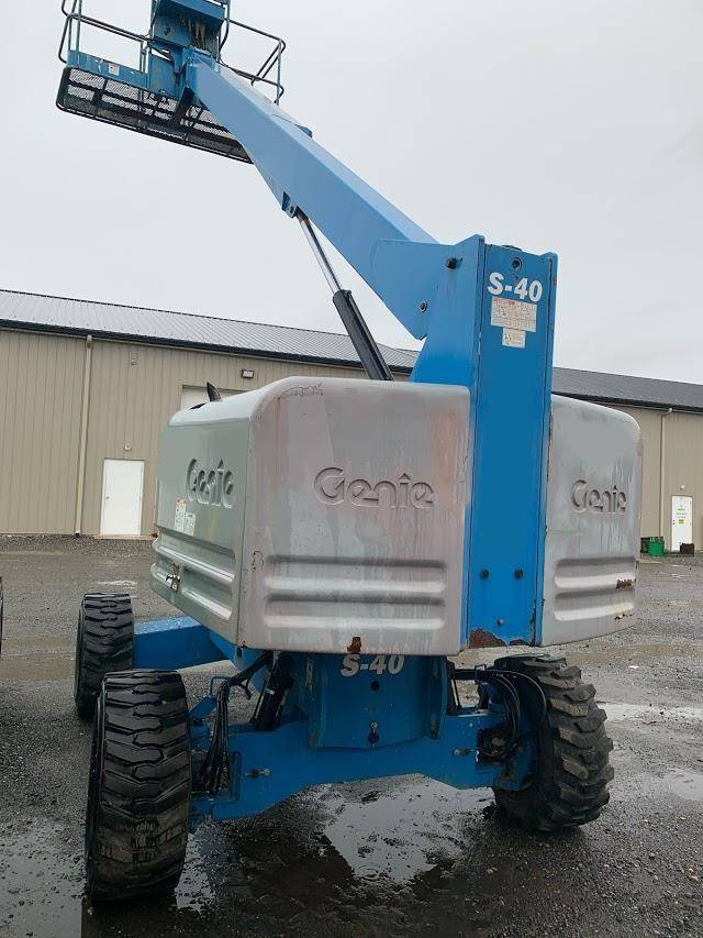 2011 Diesel Genie S40 Telescopic Boom