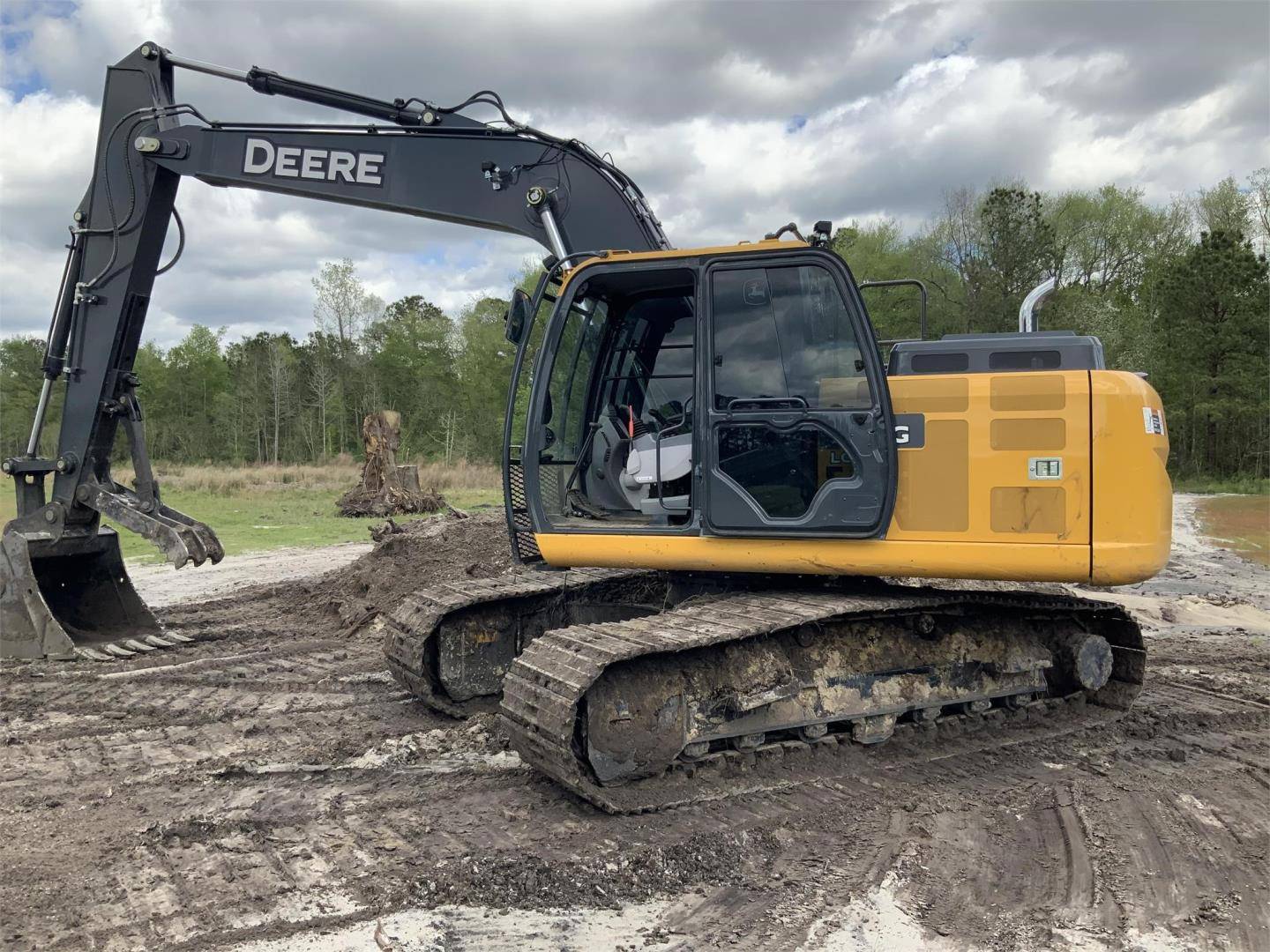 2019 John Deere 180G LC Earth Moving and Construction