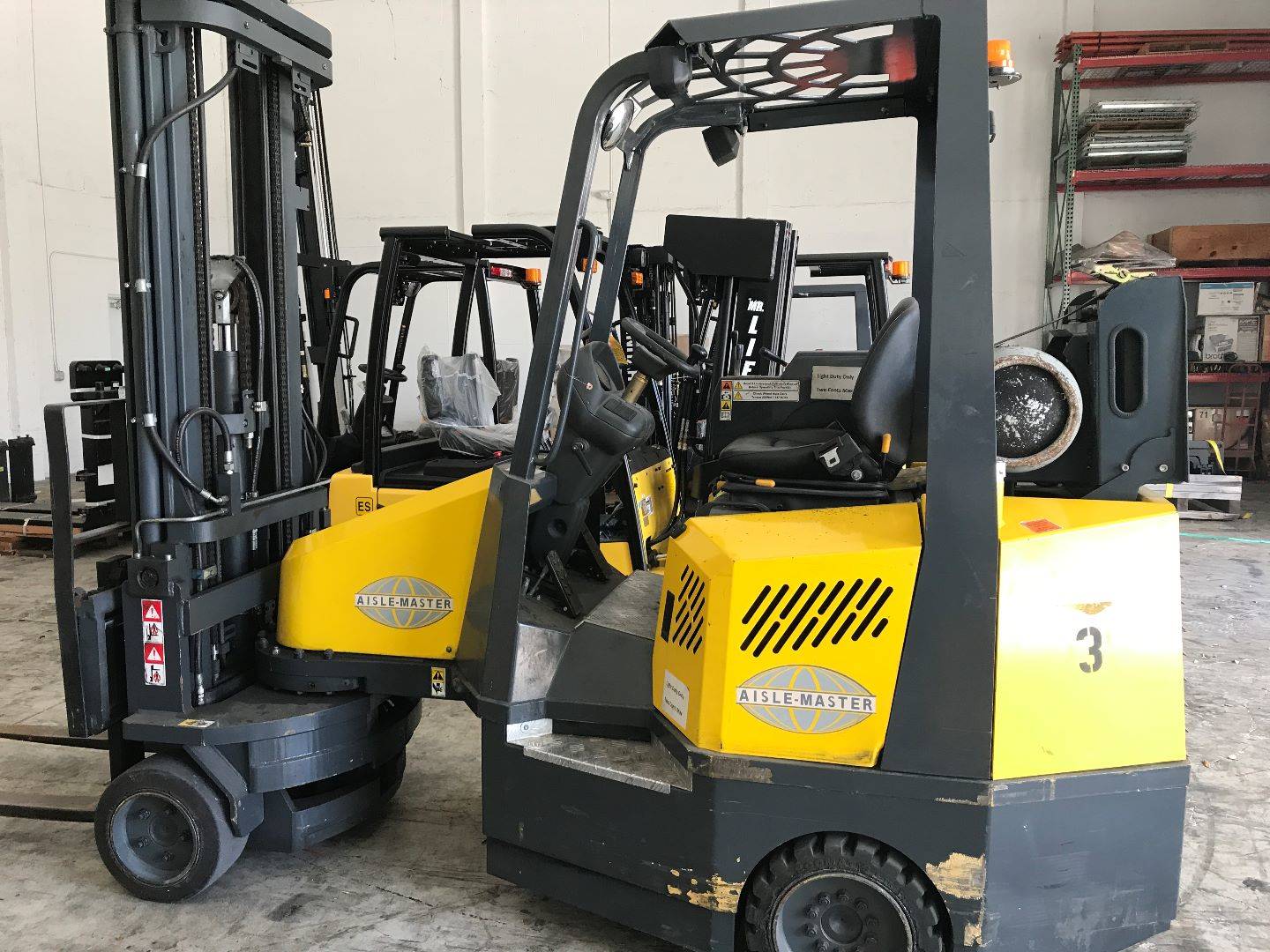 2012 LP Gas Aisle-Master 44S Articulated 4 Wheel Sitdown - Gas/Electric