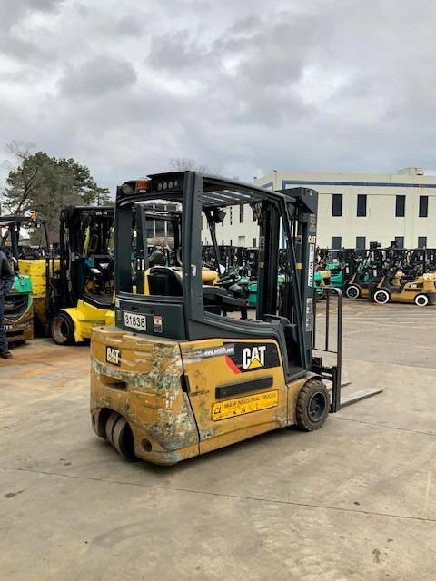 2012 Electric Cat 2ET4000 Electric 3 Wheel Sit Down