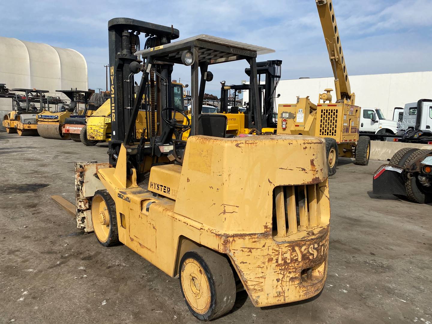 1997 LP Gas Hyster S155xl Cushion Tire 4 Wheel Sit Down (Indoor Warehouse)