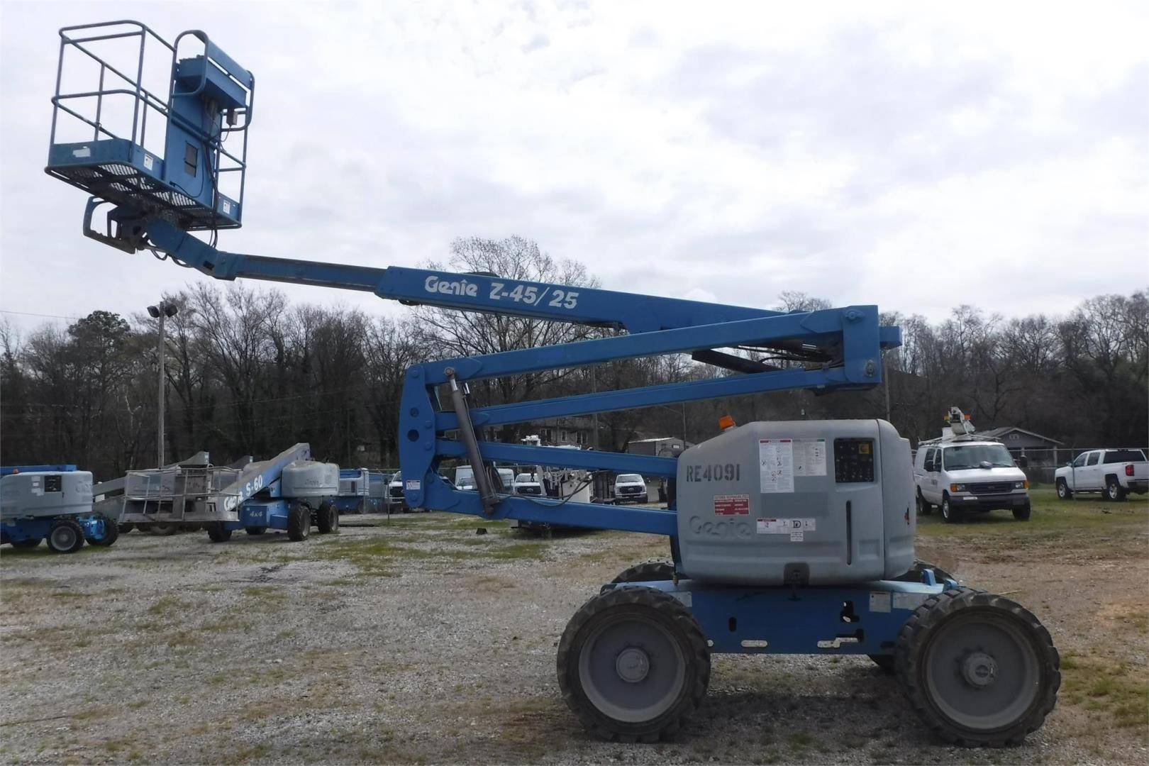 2011 Diesel Genie Z45/25RT Articulated Boom