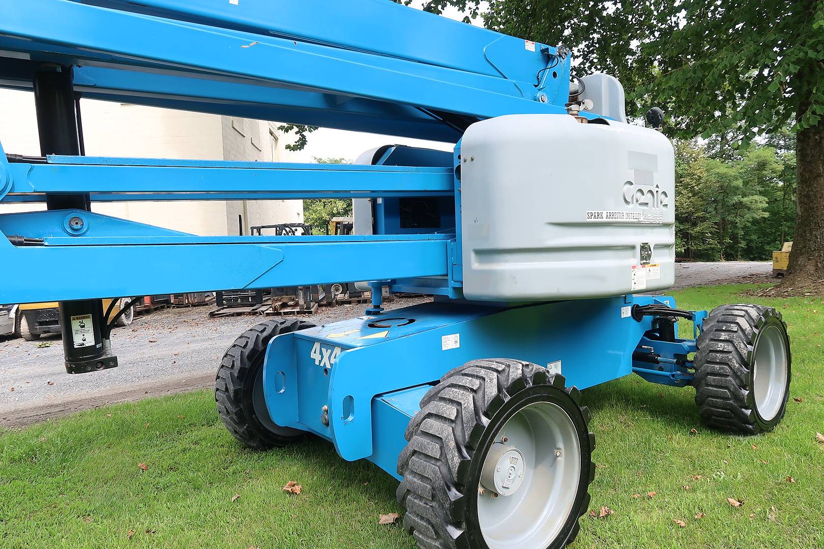 2013 Diesel Genie Z60/34 Articulated Boom