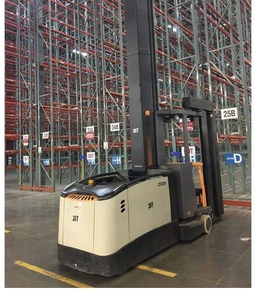 2017 Electric Crown TSP7000 Electric Man Up Swing Reach Turret