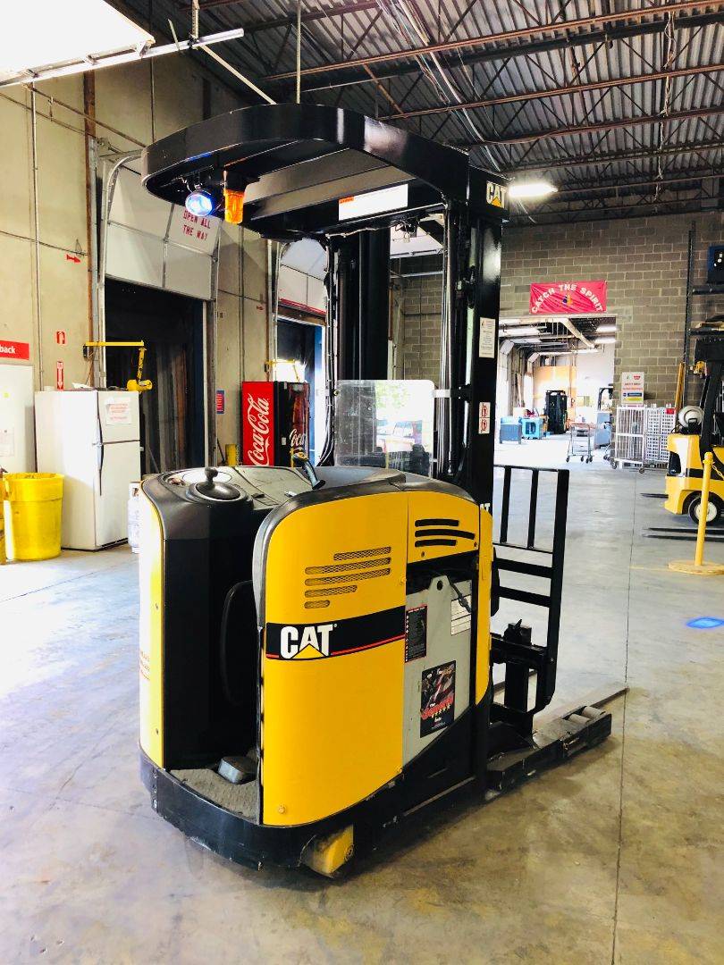 2006 Electric Cat NR4000 Electric Narrow Aisle Single Reach