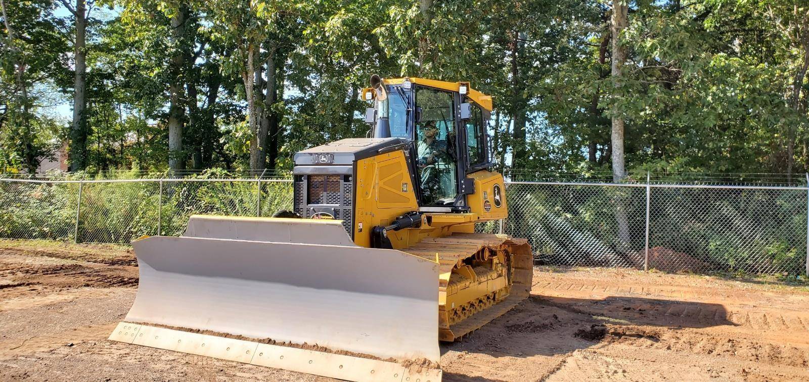 2020 John Deere 700L LGP Earth Moving and Construction