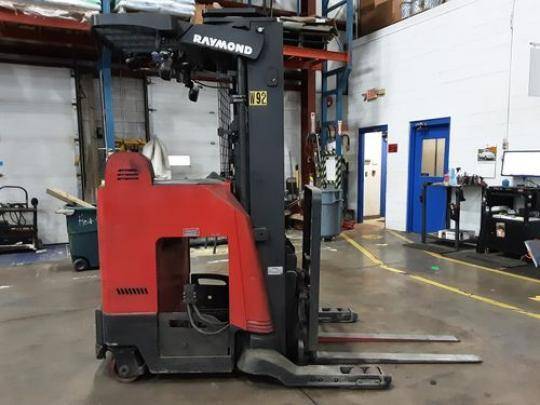 2016 Electric Raymond 750 R45TT Electric Narrow Aisle Single Reach