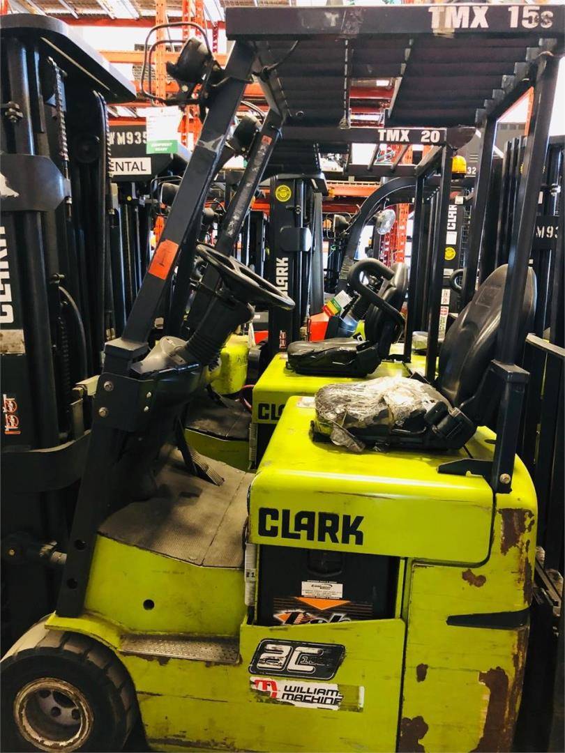 2008 Electric Clark TMX15S Electric 3 Wheel Sit Down