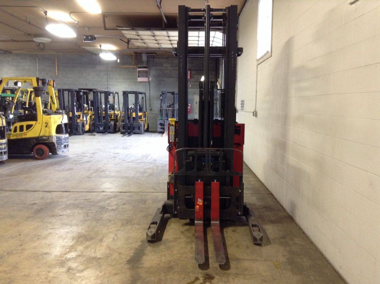2013 Electric Raymond EZ-R30TT Electric Narrow Aisle Single Reach