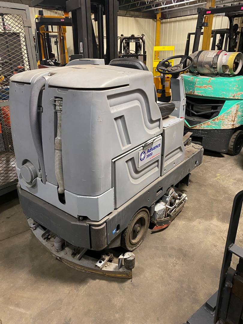 A wide selection of Advance Sweepers and scrubbers with 33 in stock and ...