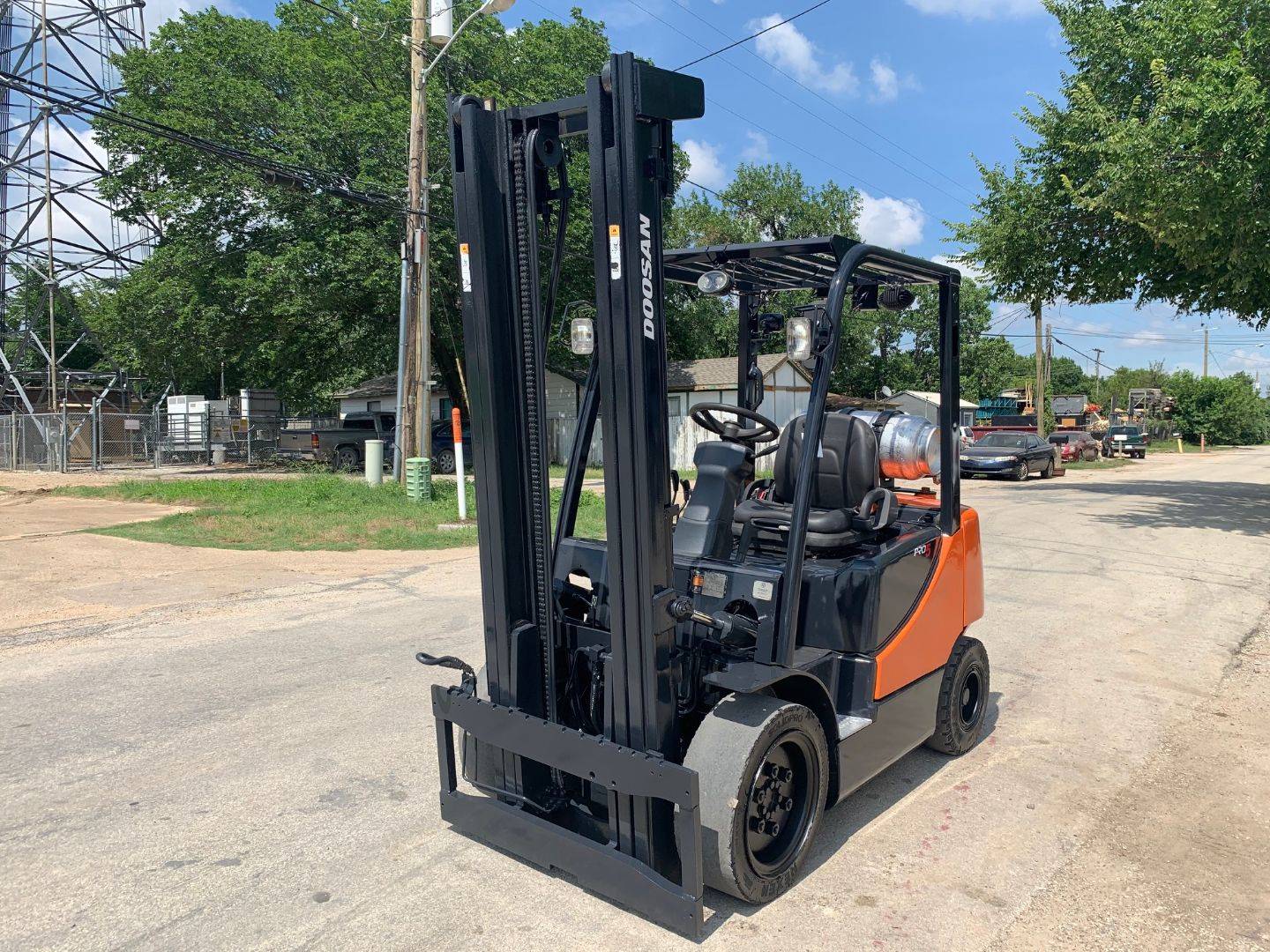 2013 LP Gas Doosan G25P-5 Pneumatic Tire 4 Wheel Sit Down