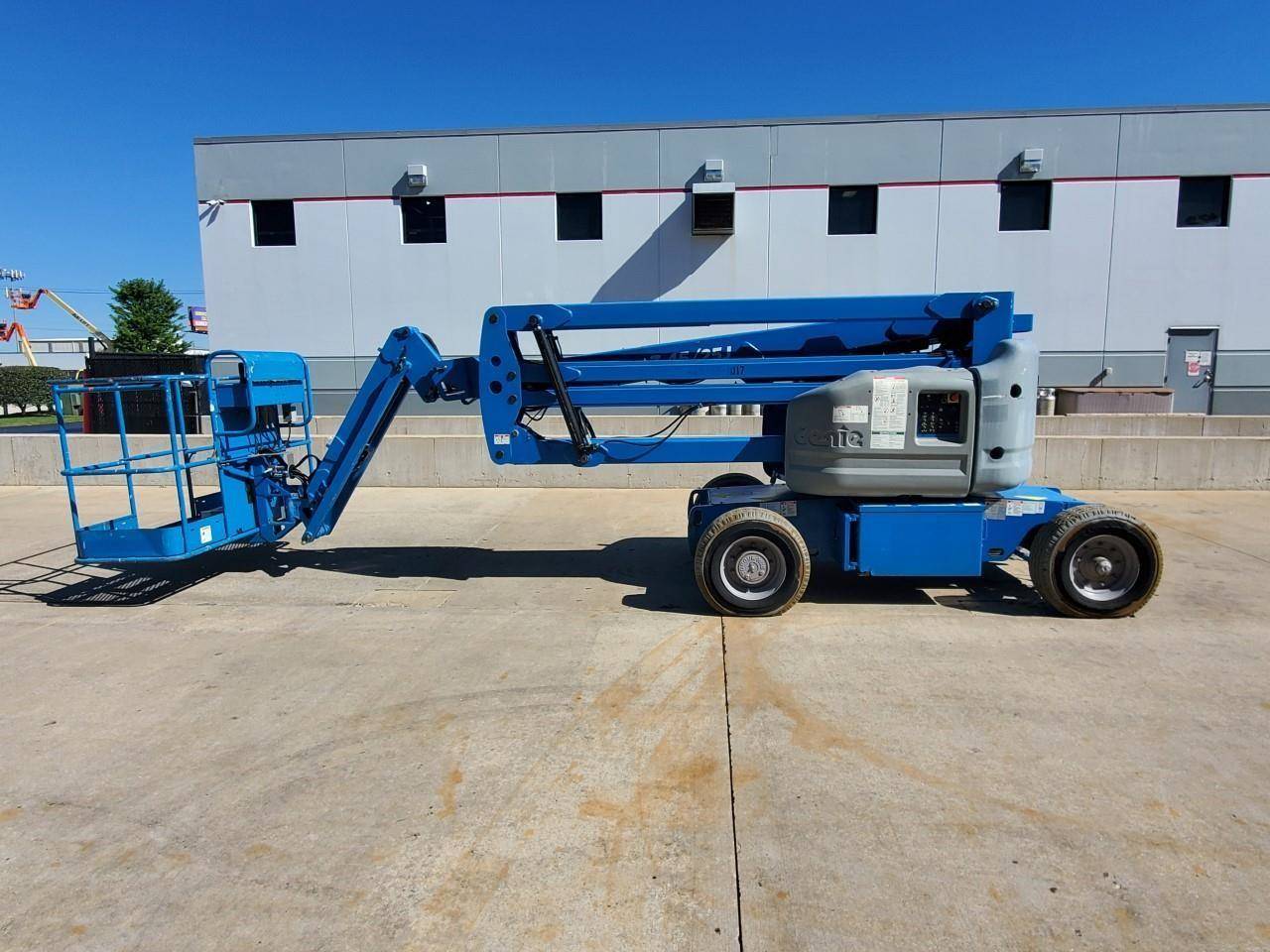 2011 Electric Genie Z45/25JDC Articulated Boom