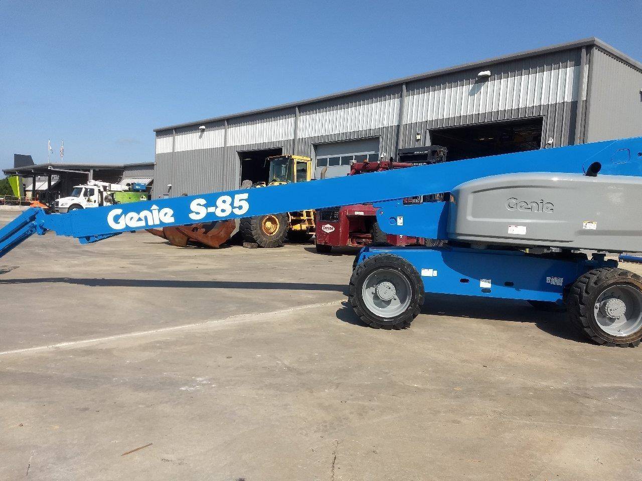 2014 Diesel Genie S85 Telescopic Boom