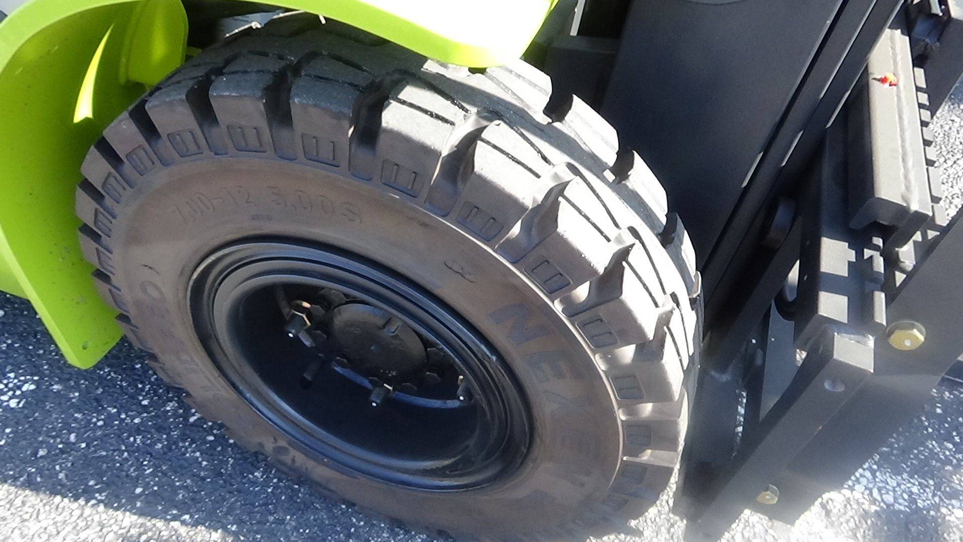 2020 LP Gas Clark S25 Pneumatic Tire 4 Wheel Sit Down