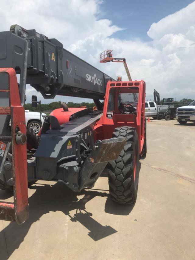 2018 Diesel Skyjack SJ1056TH