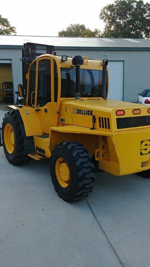 2014 Diesel Sellick S80 Rough Terrain (Vertical Mast)