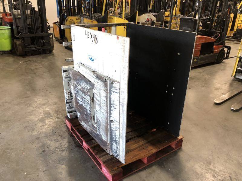 Cascade Carton Clamps | Eliftruck