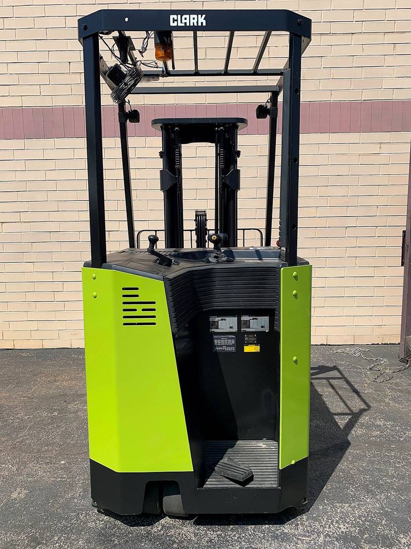 2011 Electric Clark ESX25 Electric Stand Up End Control (Docker)