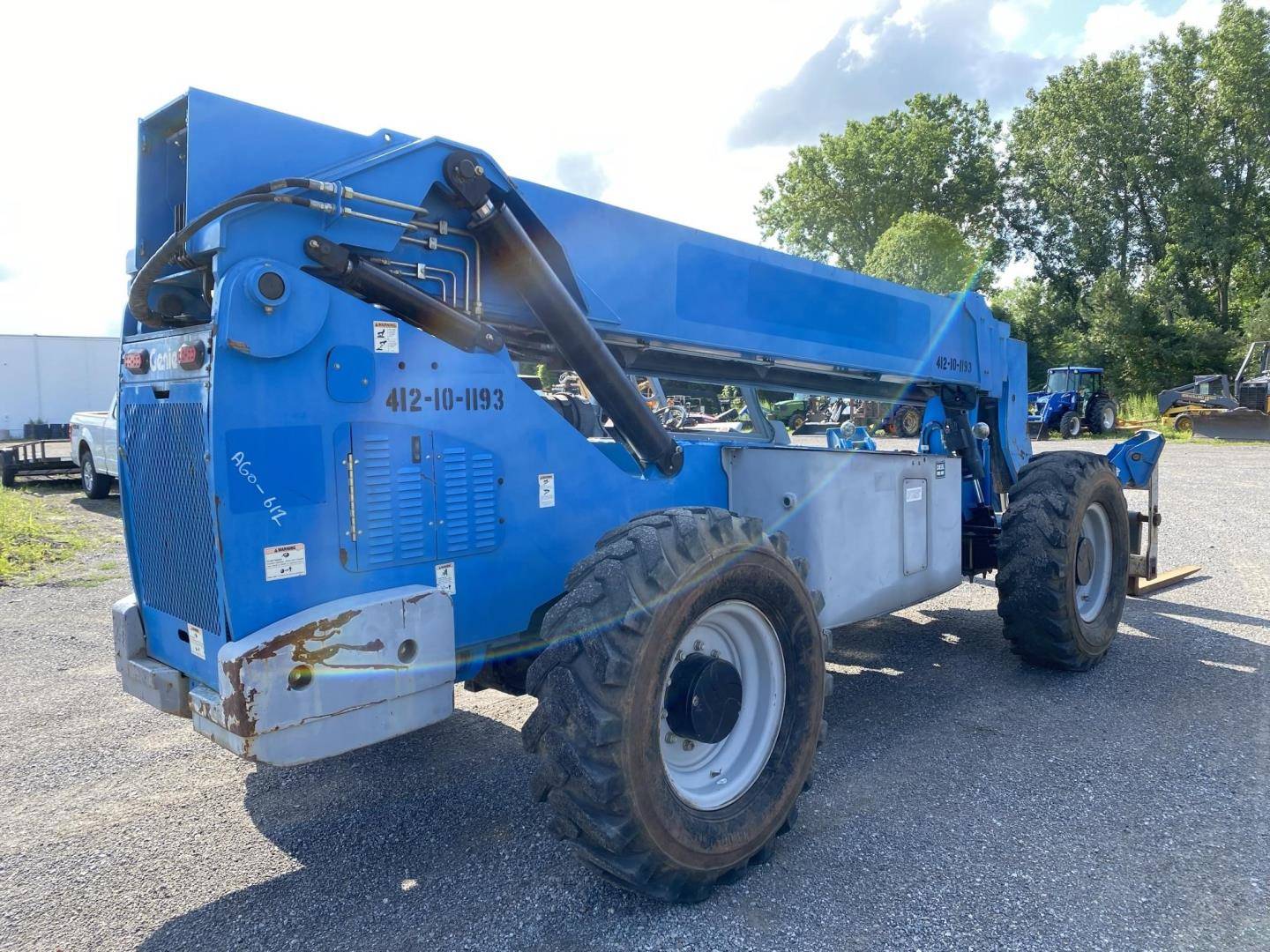 2013 Diesel Genie GTH1056 Telehandlers (Telescopic Mast)