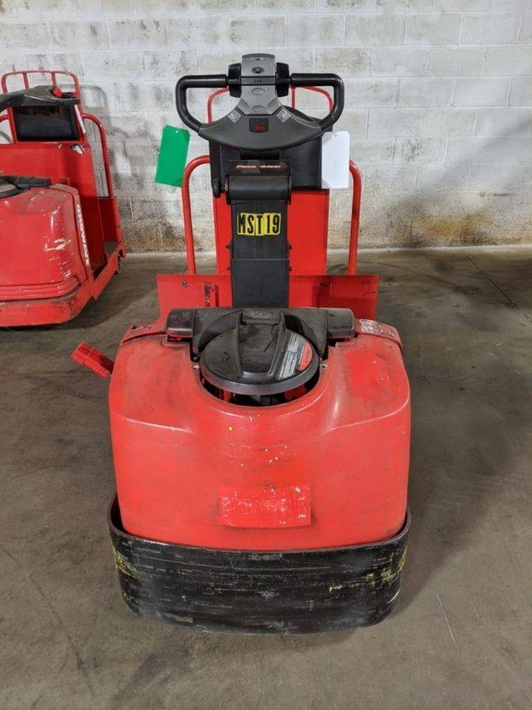 2012 Electric Raymond 8610 Tow Tractor