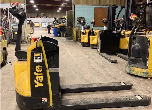 2017 Electric Yale MPB045VGN24T2746 Electric Walkie Pallet Jack