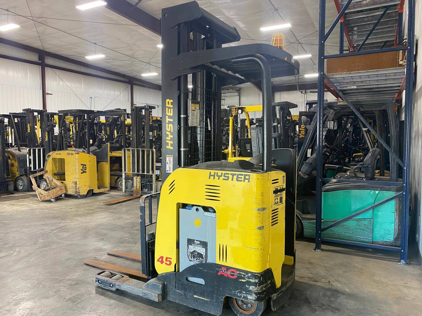 2015 Electric Hyster N45ZR2 Electric Narrow Aisle Single Reach