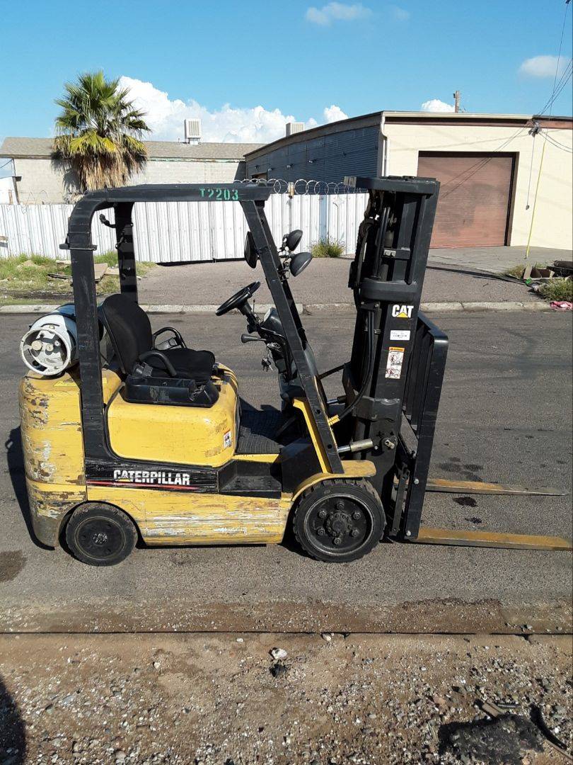 2002 LP Gas Cat GC25K