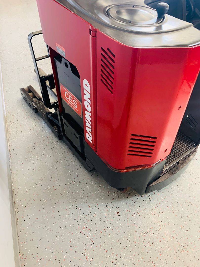 2000 Electric Raymond R40TT Electric Narrow Aisle Single Reach