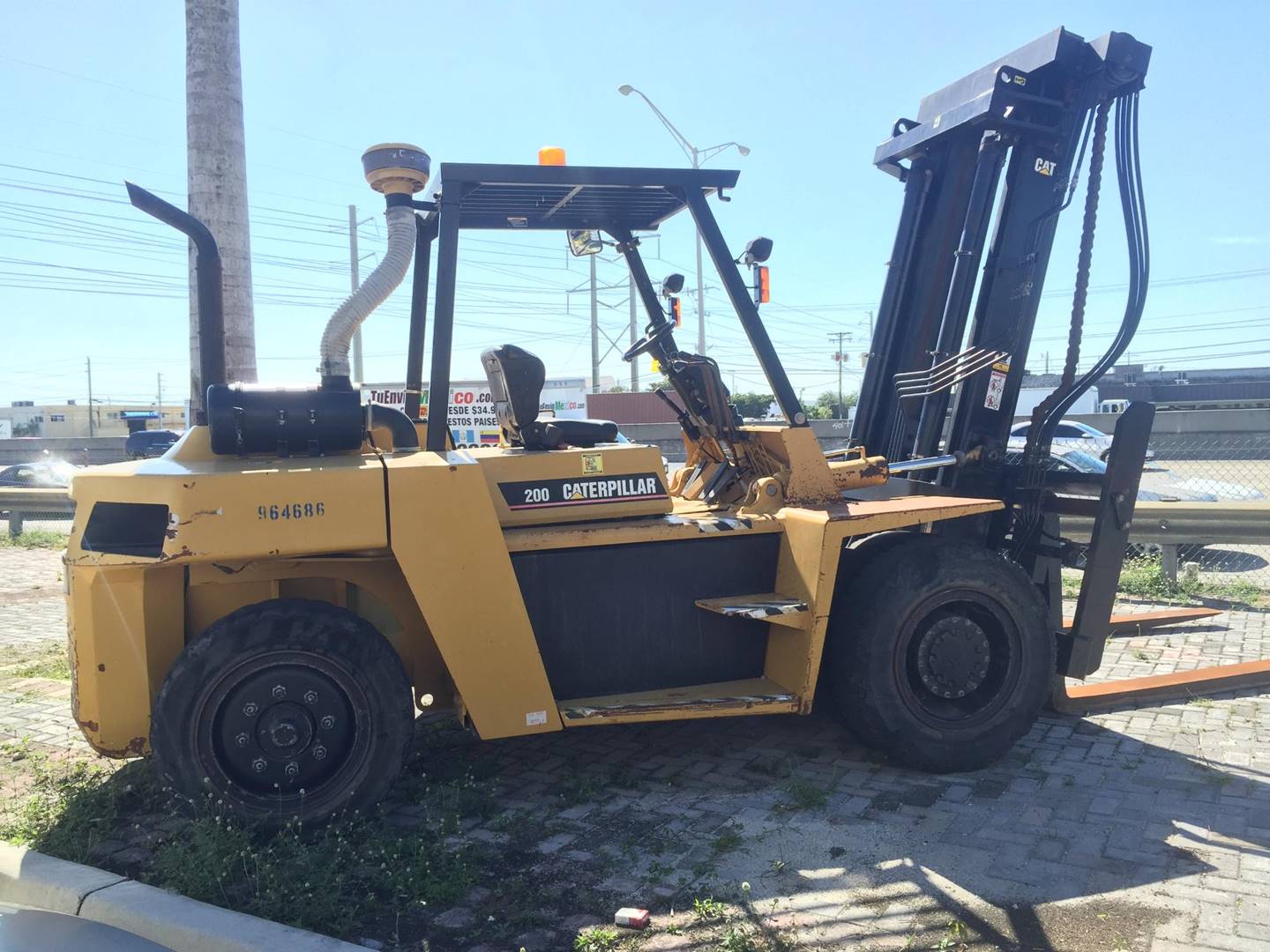 2008 Diesel Cat DP70 Pneumatic Tire 4 Wheel Sit Down