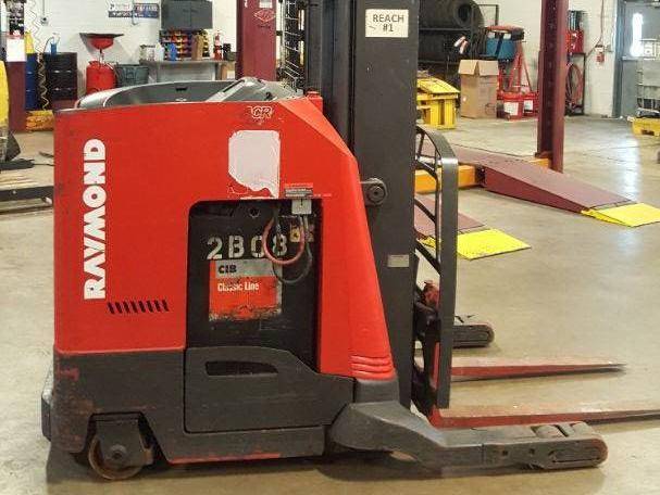 2006 Electric Raymond 560-R45TT Electric Narrow Aisle Single Reach