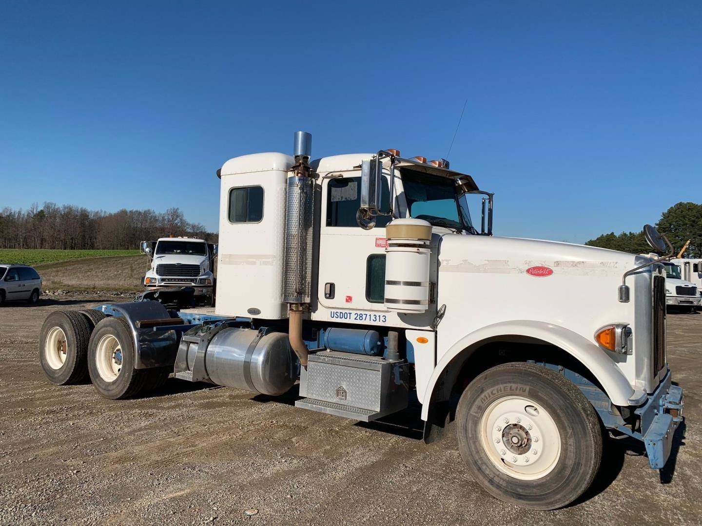 2008 Peterbilt 367 Trucks and Trailers