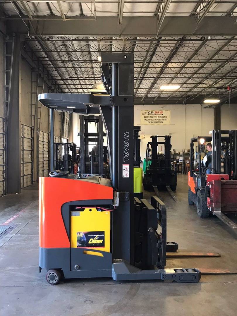 2010 Electric Toyota 8BDRU15 Electric Narrow Aisle Double Reach