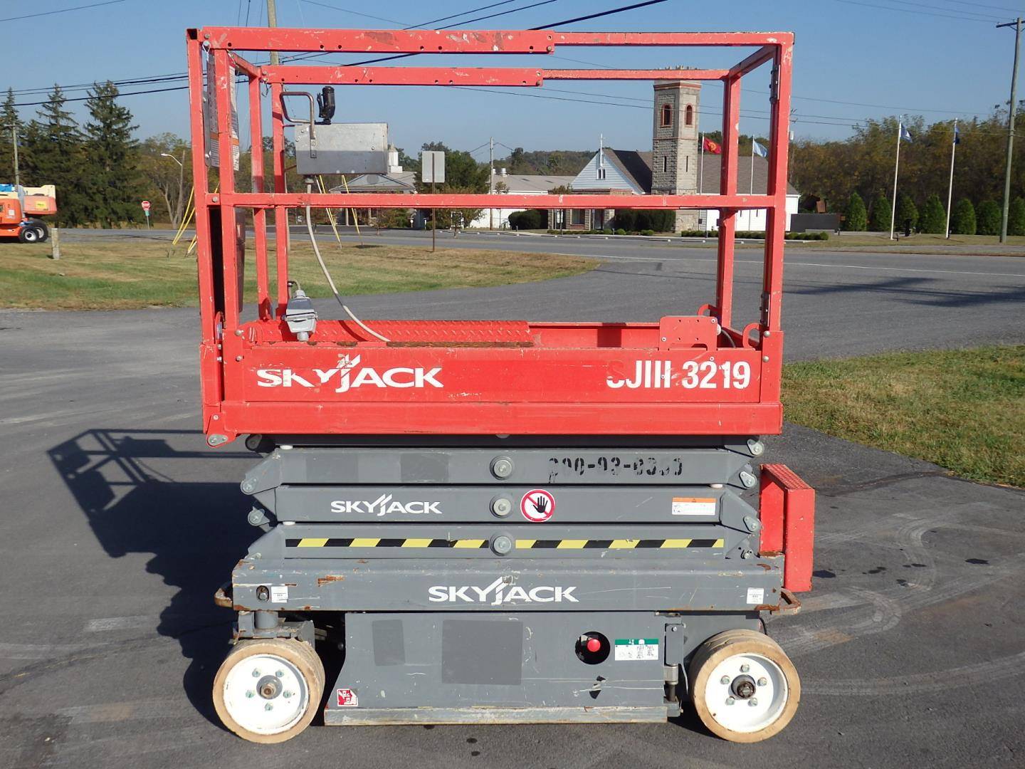 2014 Electric Skyjack SJIII3219 Slab