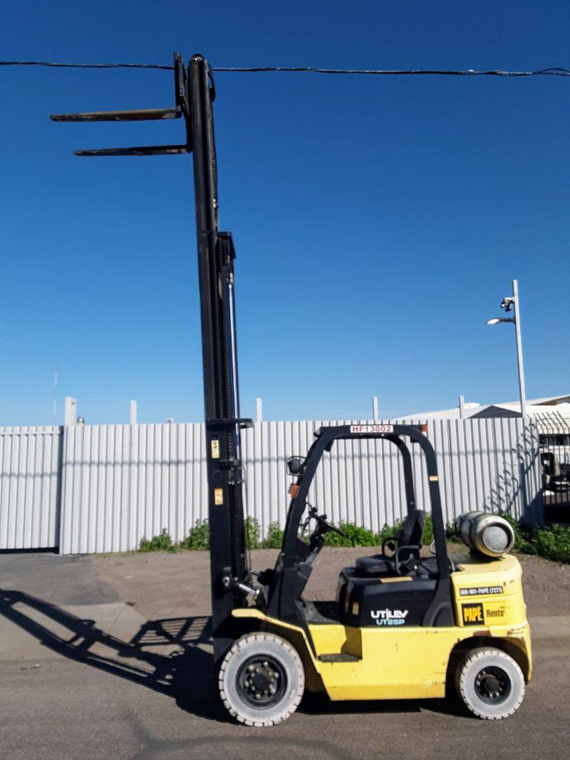 2013 LP Gas Yale UT25P-Utilev