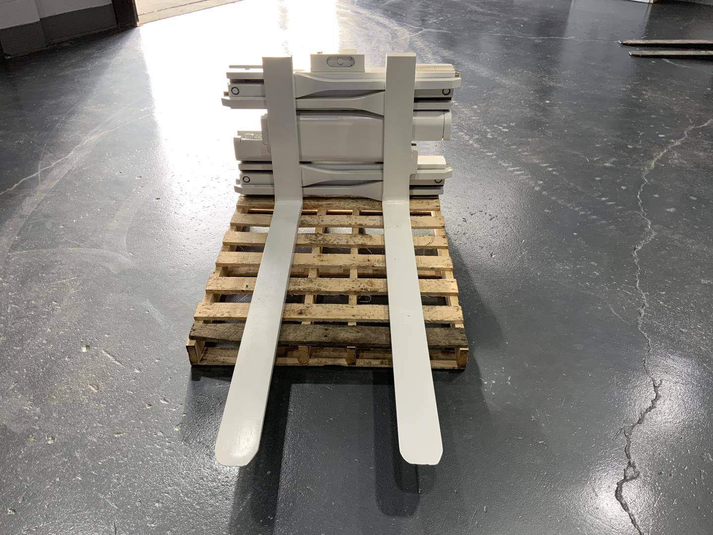 A wide selection of Cascade Forklift attachments with 7 in stock and ...