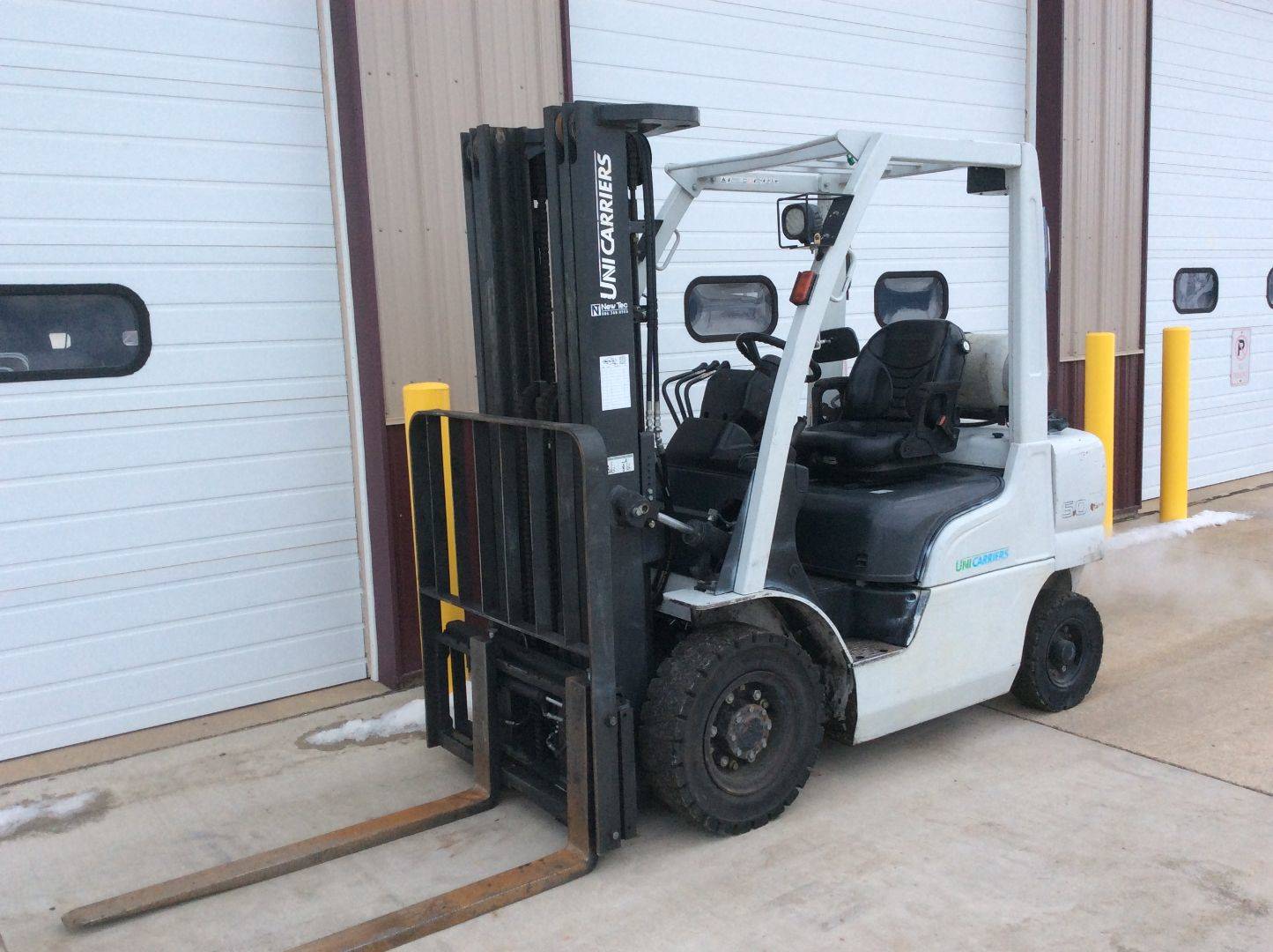 2016 LP Gas Unicarriers PF50LP Pneumatic Tire 4 Wheel Sit Down