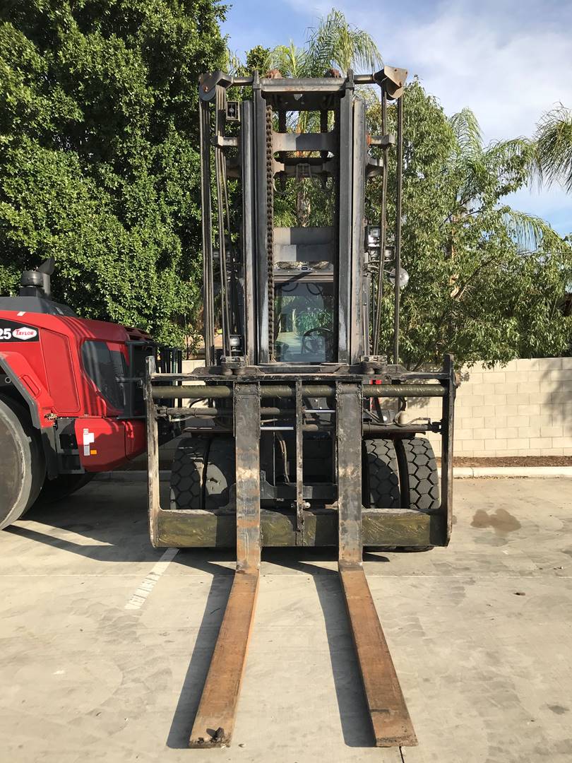 2017 Diesel Taylor XH360L Pneumatic Tire 4 Wheel Sit Down