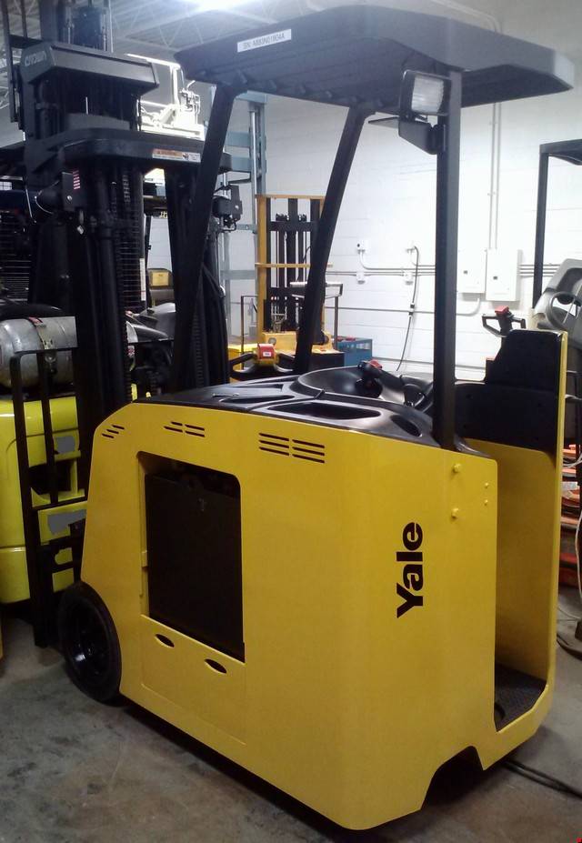 Electric Yale ESC040FAN36TE082 Electric Stand Up End Control (Docker)