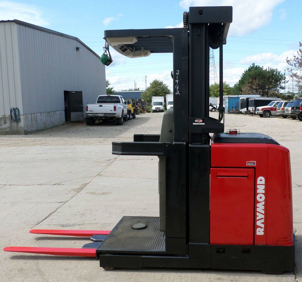 2008 Electric Raymond 540-OPC30TT Electric Order Picker